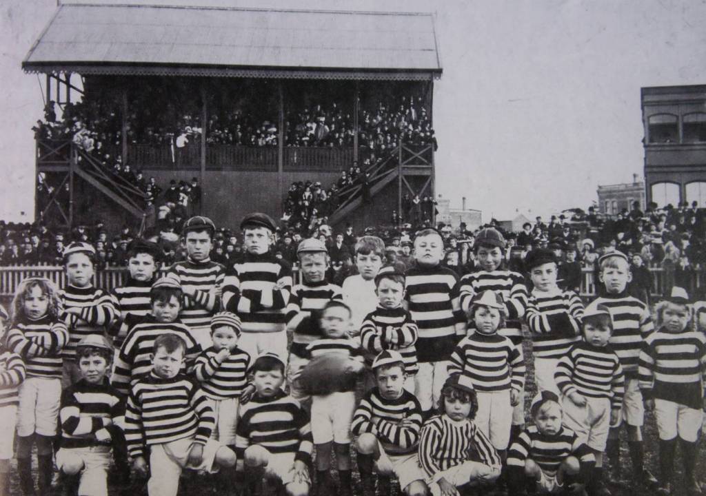 Alex G. Gillon Oval (Brunswick VFA), Victoria – Scoreboard pressure