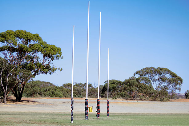Three Springs, Western Australia – Scoreboard pressure