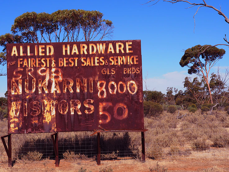 Nukarni, Western Australia – Scoreboard pressure