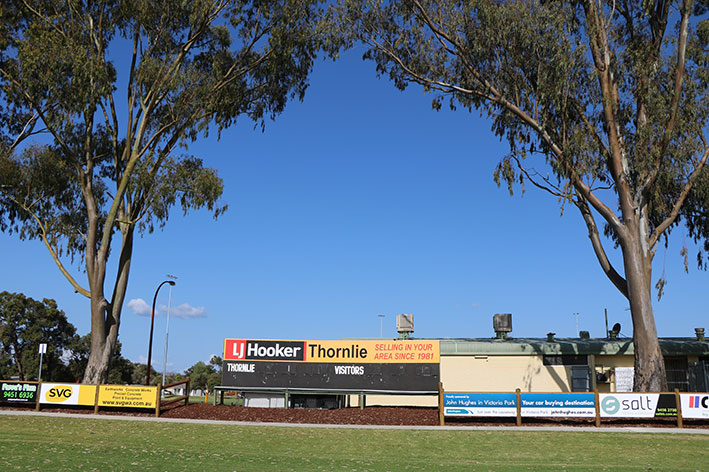 Thornlie, Western Australia – Scoreboard pressure